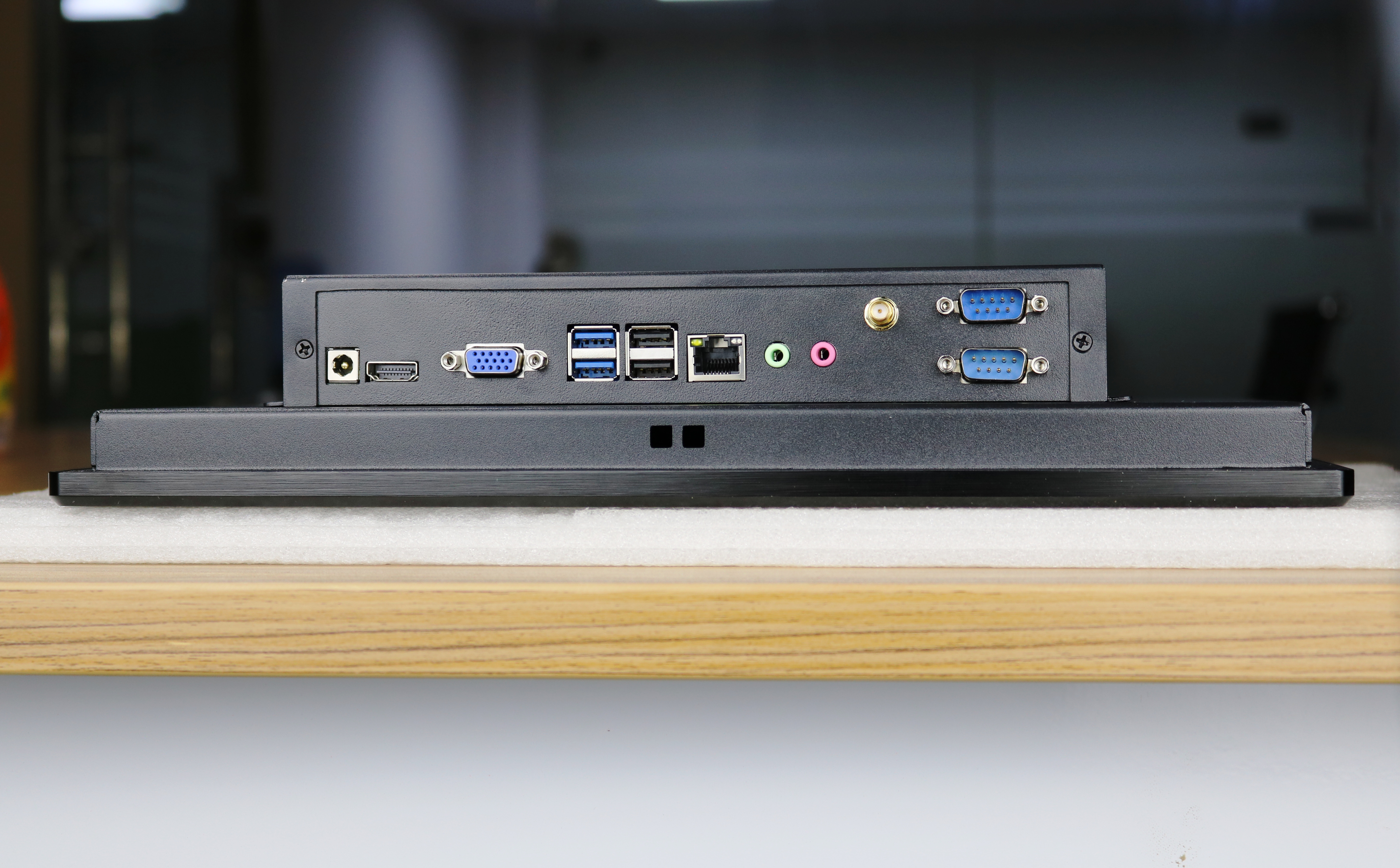 10.4 inch Touch Screen RFID Terminal - Industrial Panel PC