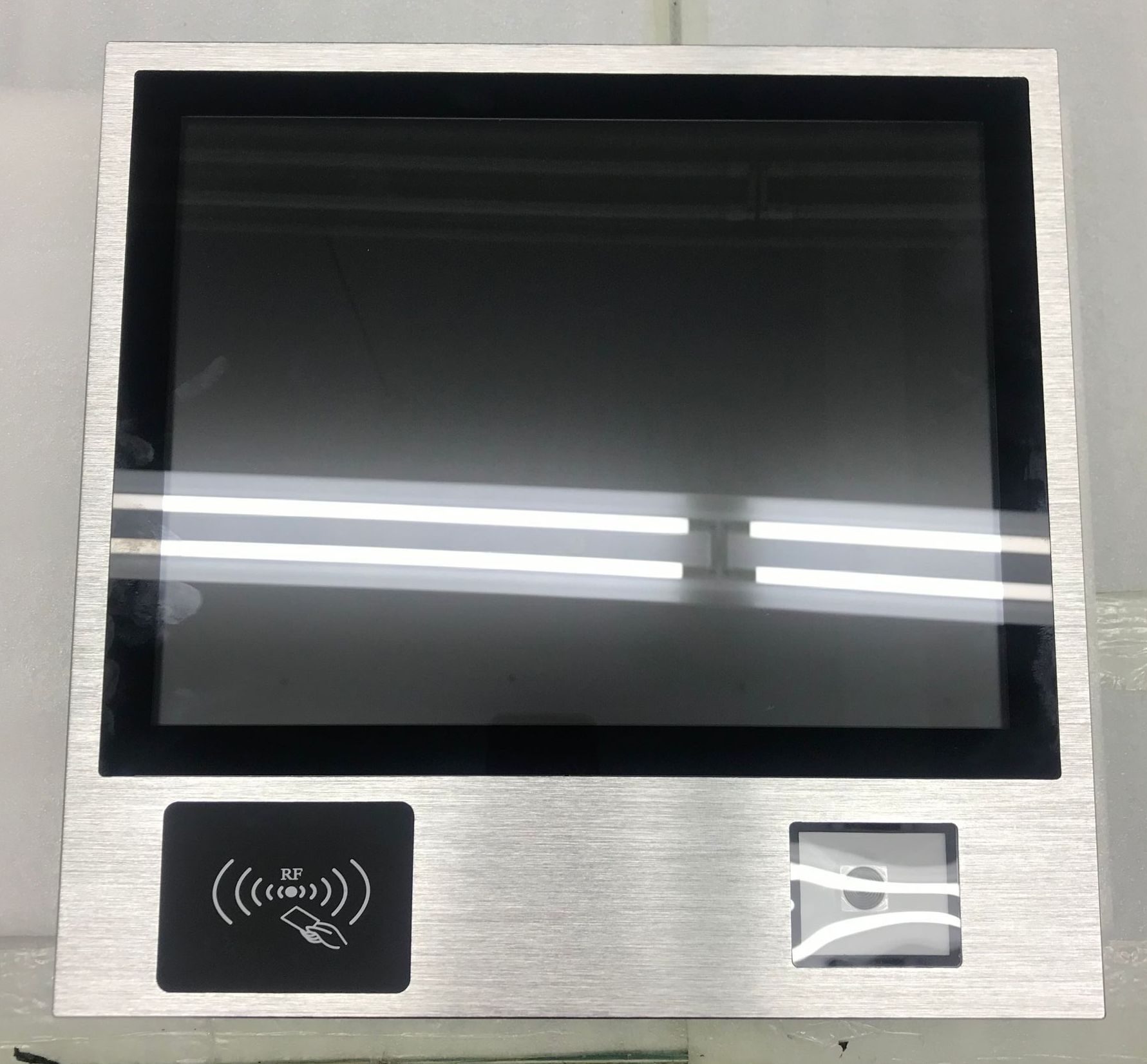 15 inch Touch Screen Panel PC with Scanner and RFID Reader - Industrial ...